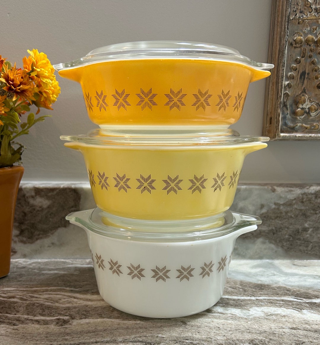 Pyrex Casserole Dish Set W/ Lids Town & Country Orange Yellow Brown Hex ...