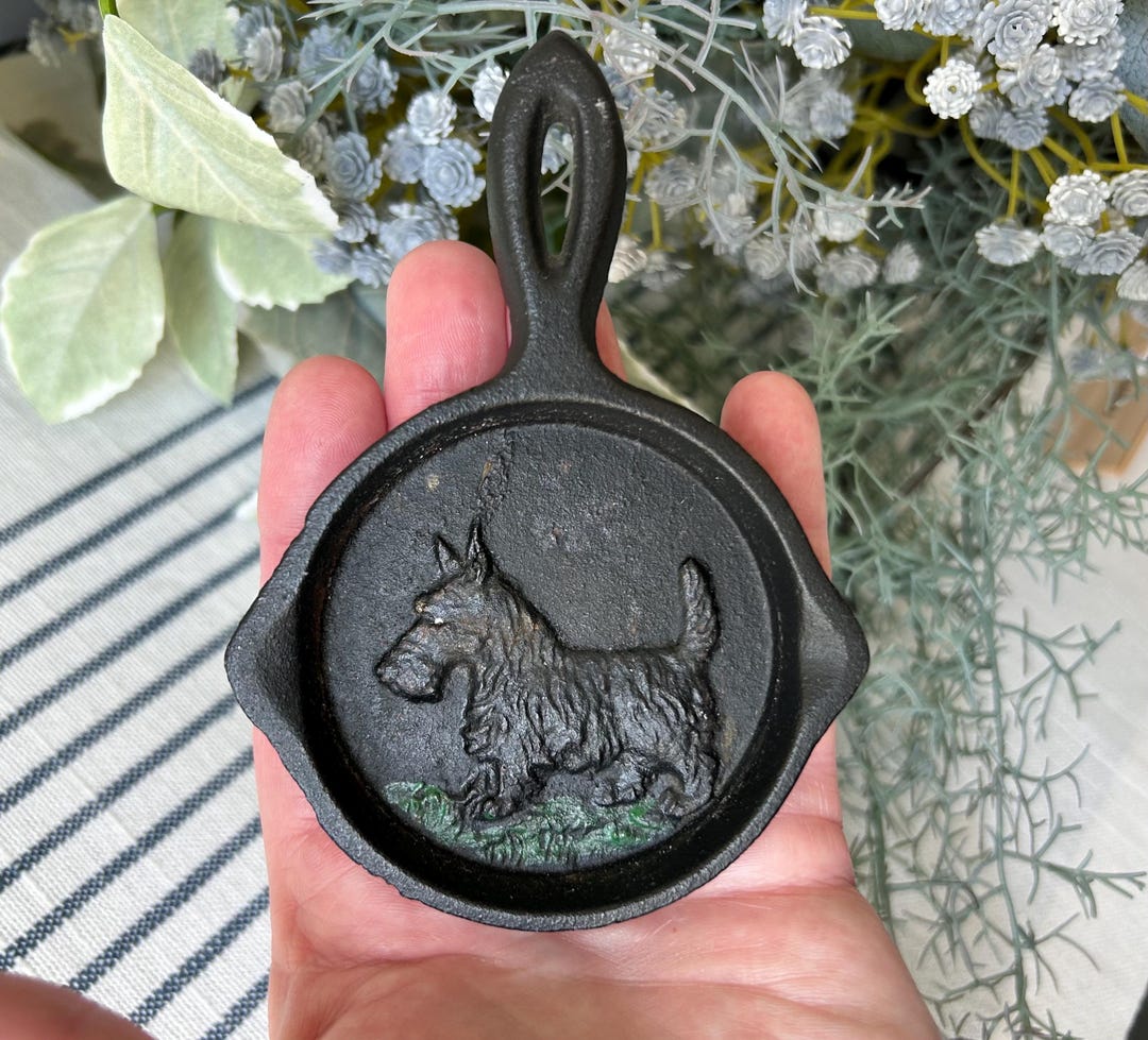 Vintage Cast Iron Miniature Skillet With Scottie Dog Mini Black Frying ...