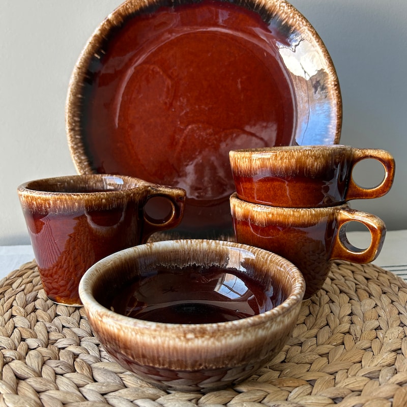 Hull Pottery - Etsy