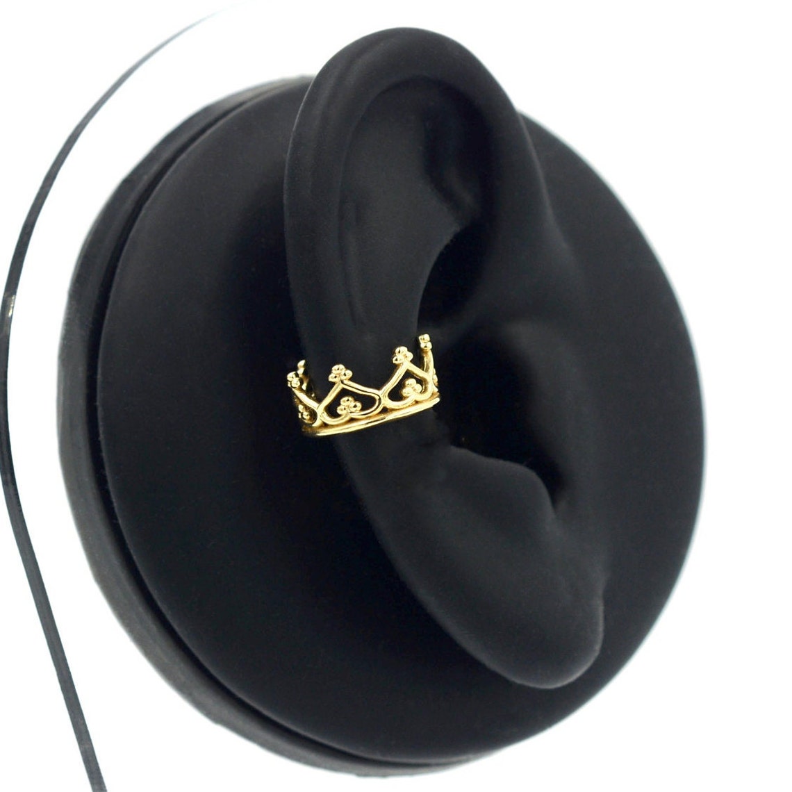 14K Solid Crown Gold Hoop Conch Piercing, Elegant Conch Earring ...