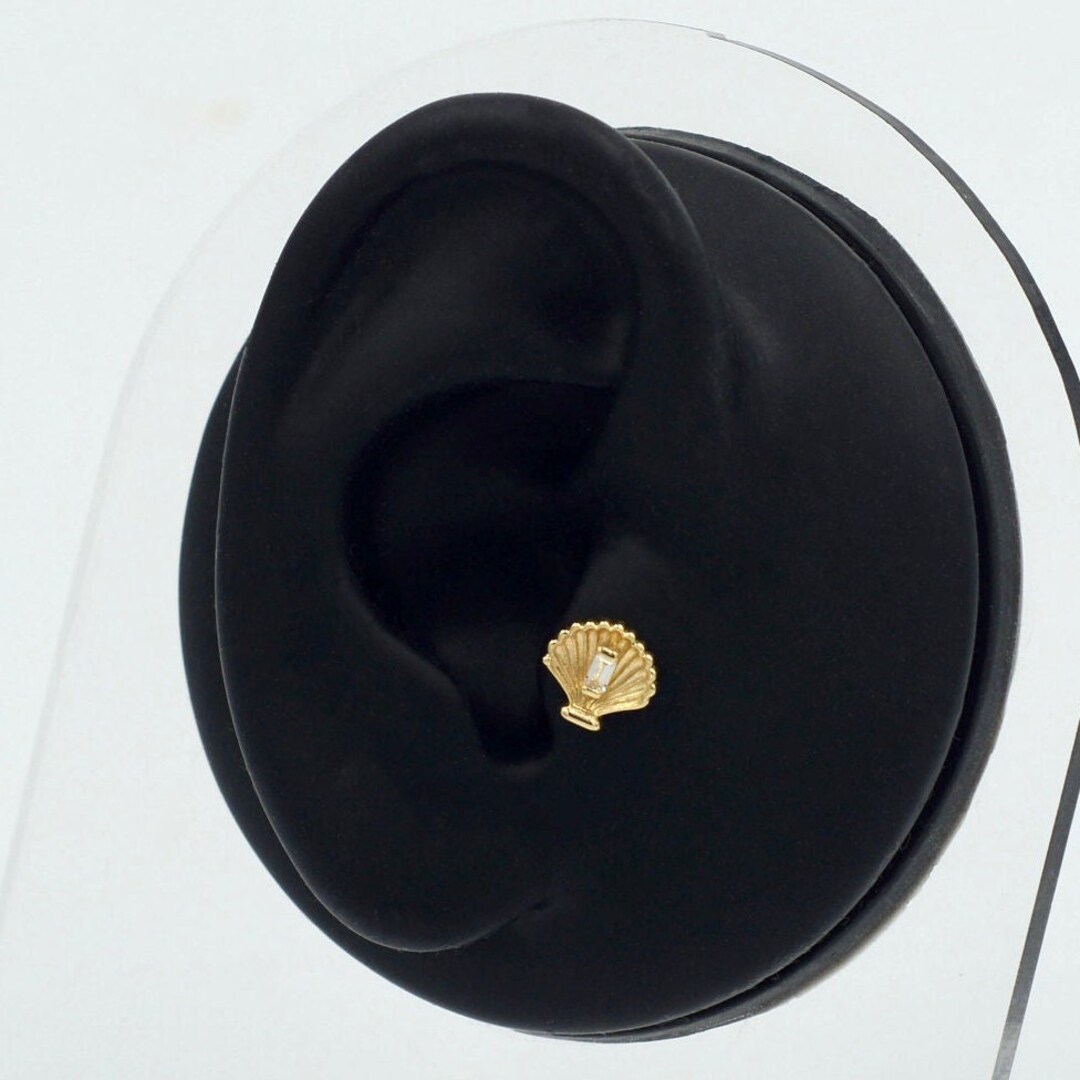 14K Solid Gold Sea Shell Piercing, Tiny Gold Sea Shell Cartilage ...