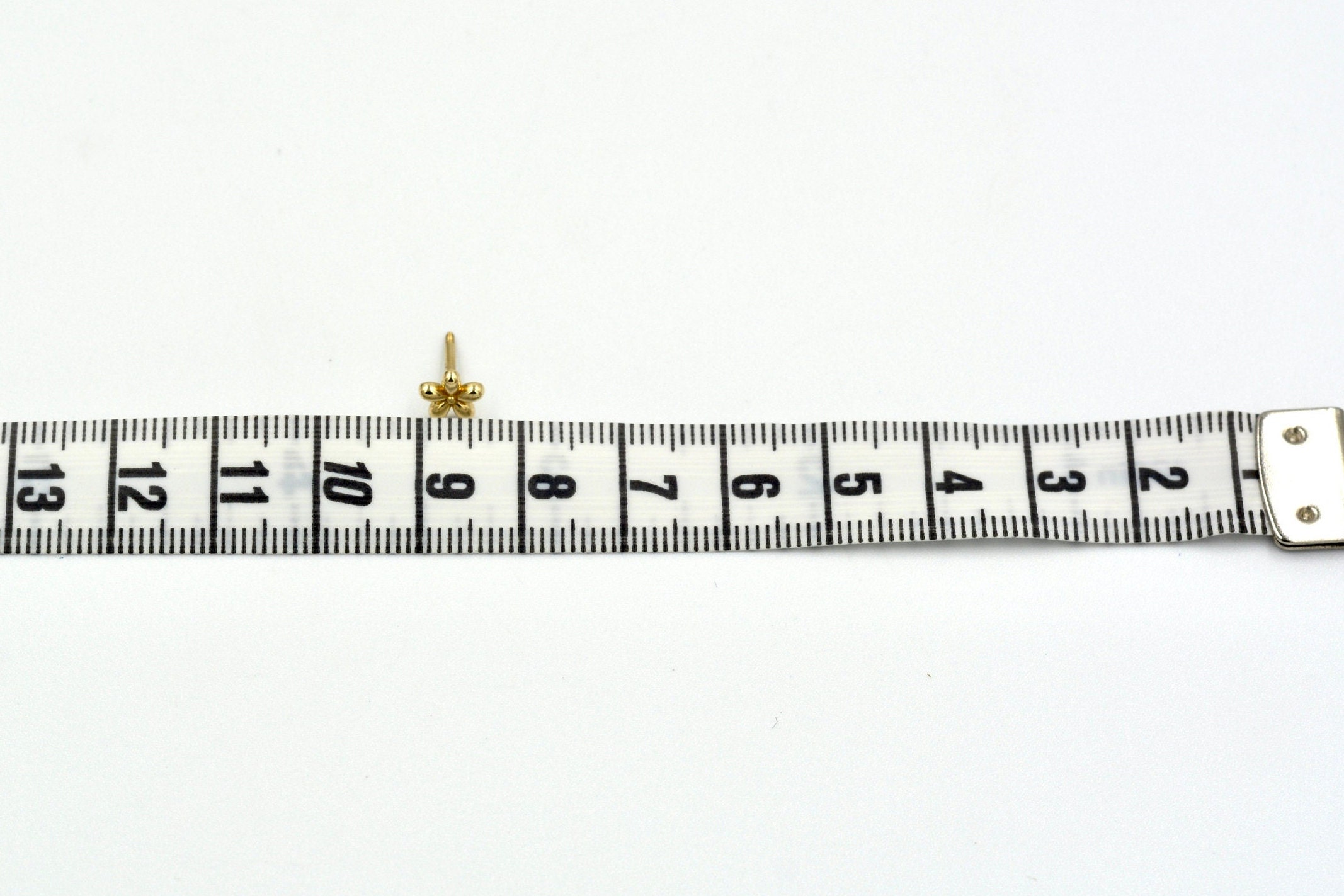 14K Solid Gold Flower Helix Piercing Flower Gold Cartilage - Etsy