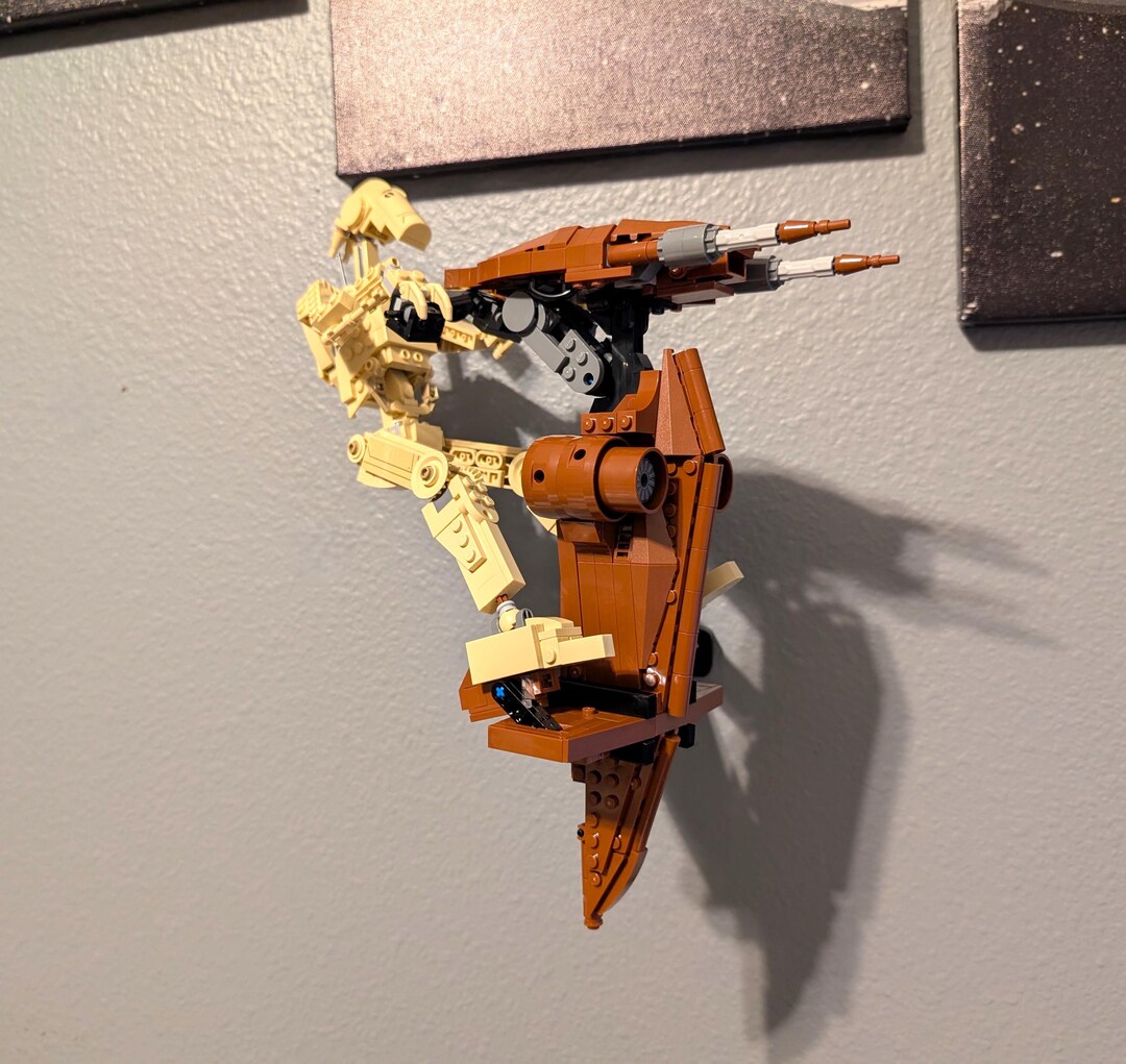 Ultimate Display Solutions Wall Mount Display for Lego 75428 Battle ...