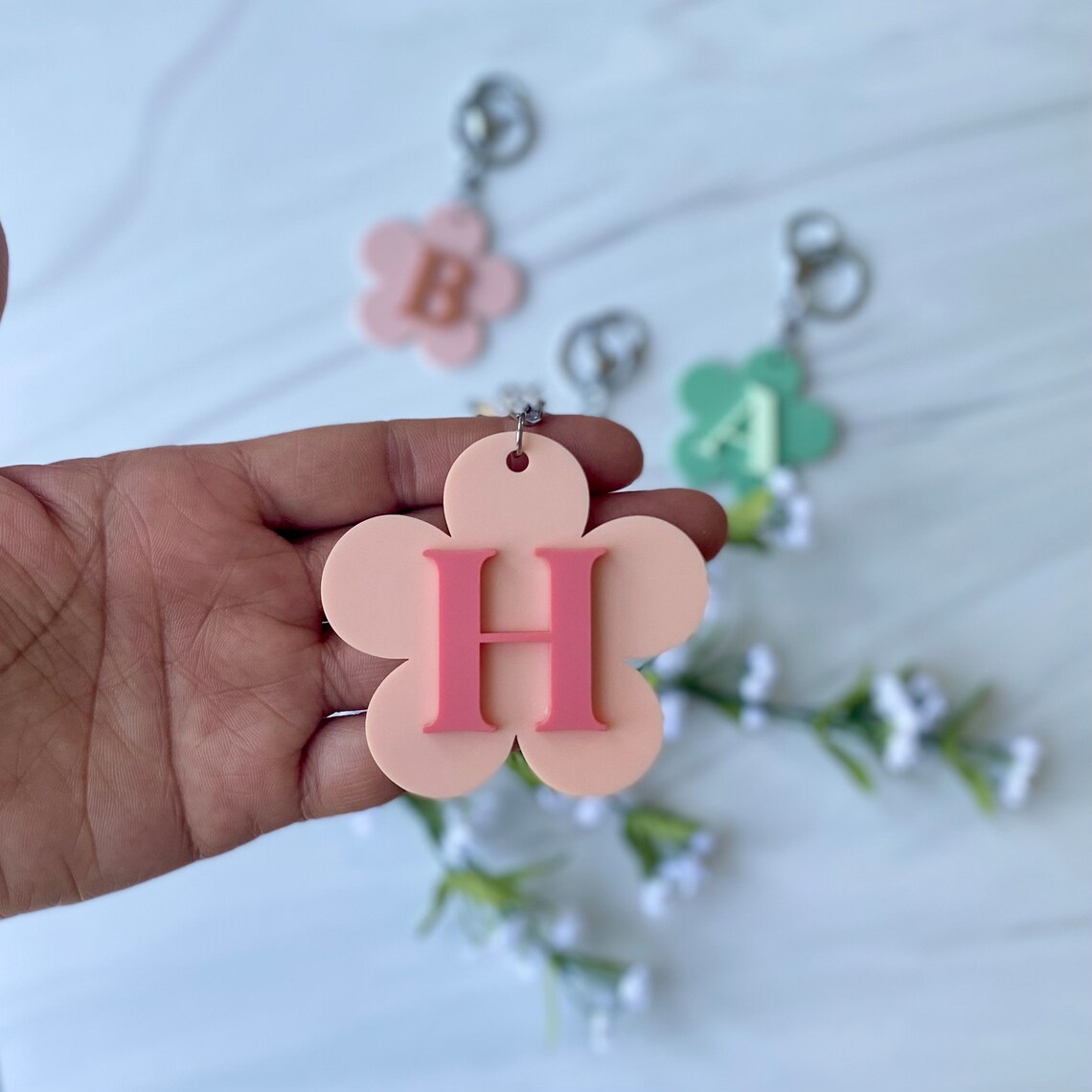 Personalized Name Flower Keychain, Initial Acrylic Keychain ...