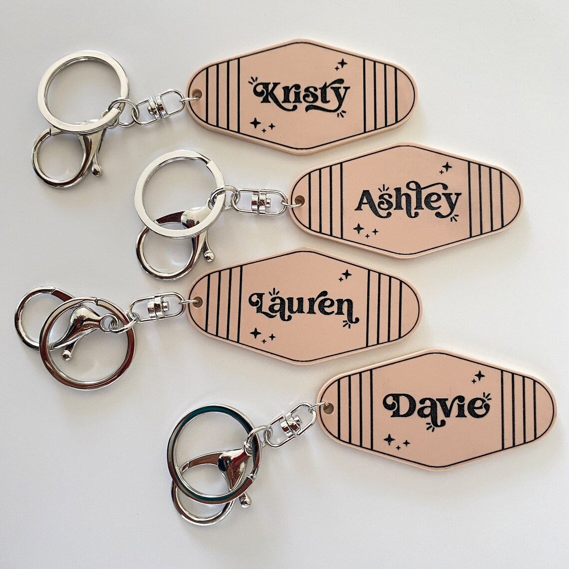 Personalized Retro Motel Name Keychain, Acrylic Retro Key Ring ...