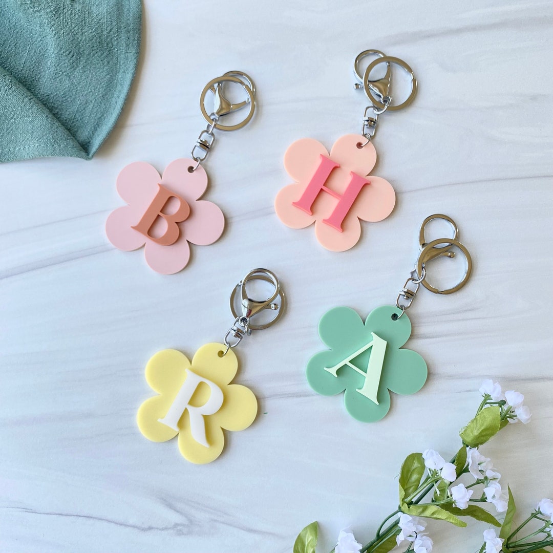 Personalized Name Flower Keychain, Initial Acrylic Keychain ...