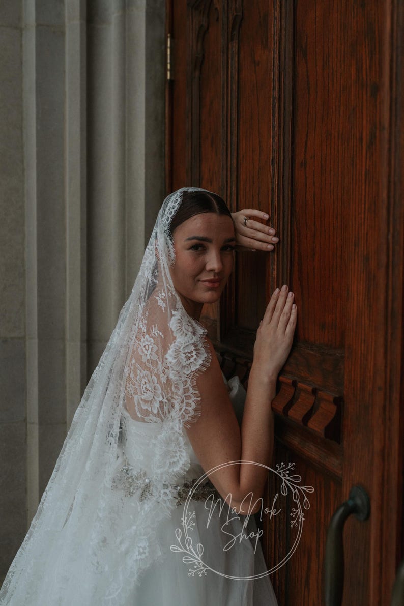 Lace Mantilla Cathedral Veil: Ivory Boho Wedding Veil, 10 Feet - Etsy