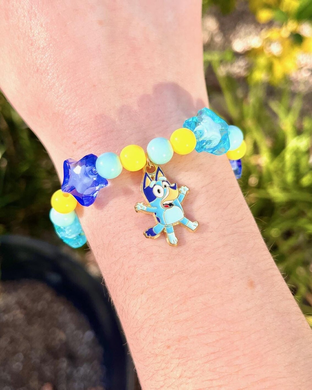 Bluey & Bingo-themed Cham Bracelets | Bluey, Bingo, Dog, Cute Dog ...