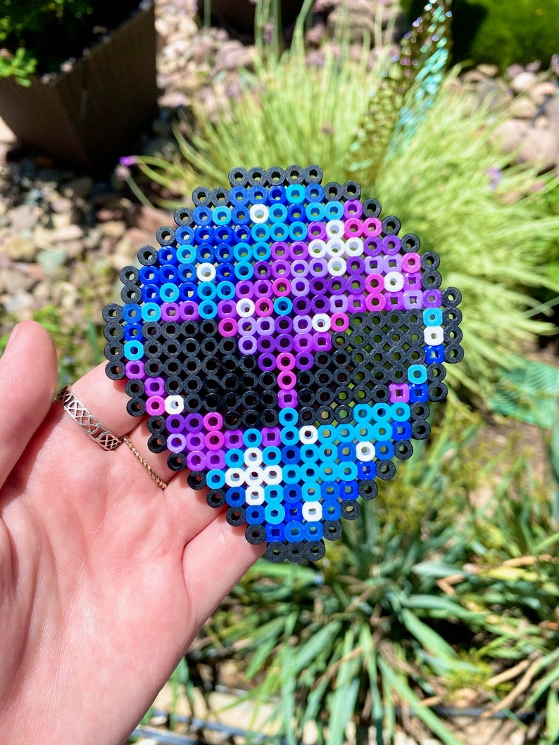 Galaxy Alien Perler Bead Sprite Alien, Space, Galaxy, Blue, Purple ...