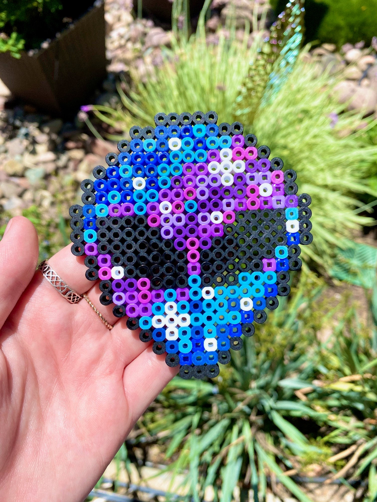 Galaxy Alien | Perler Bead Sprite | Alien, Space, Galaxy, Outer Space ...