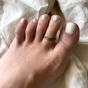 Indian Toe Ring, Braided Toe Ring, Boho Toe Ring, Yoga Lover Gift, Summer Jewelry, Bali Toe Ring ...