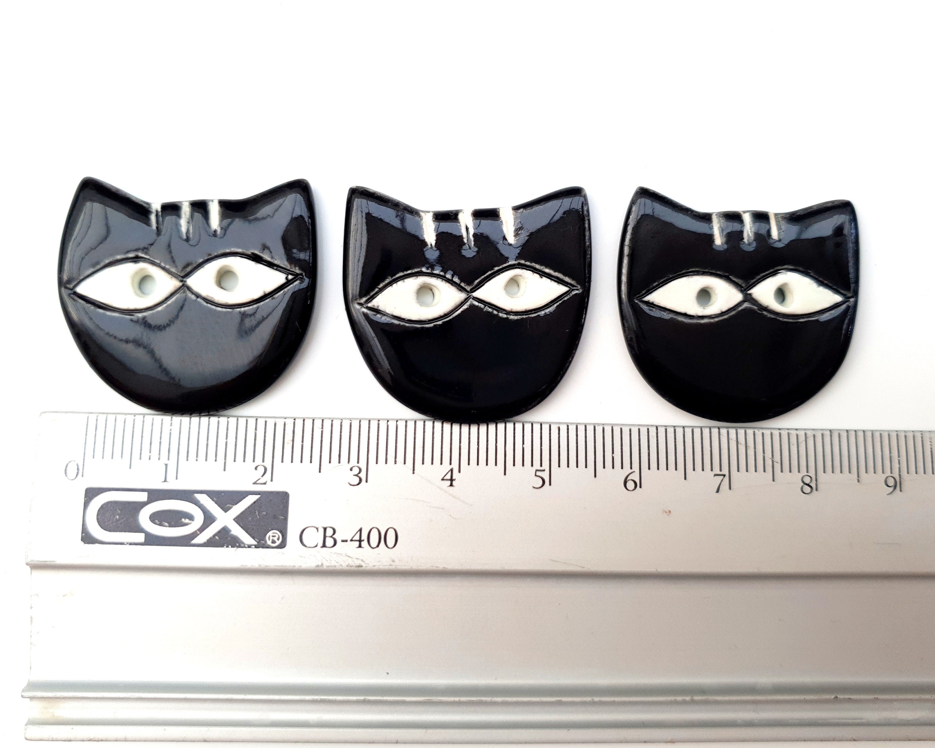 Handmade ceramic cat shaped buttons Set of 6 black and white | Etsy