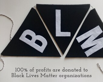 Black Garland Sign - Etsy