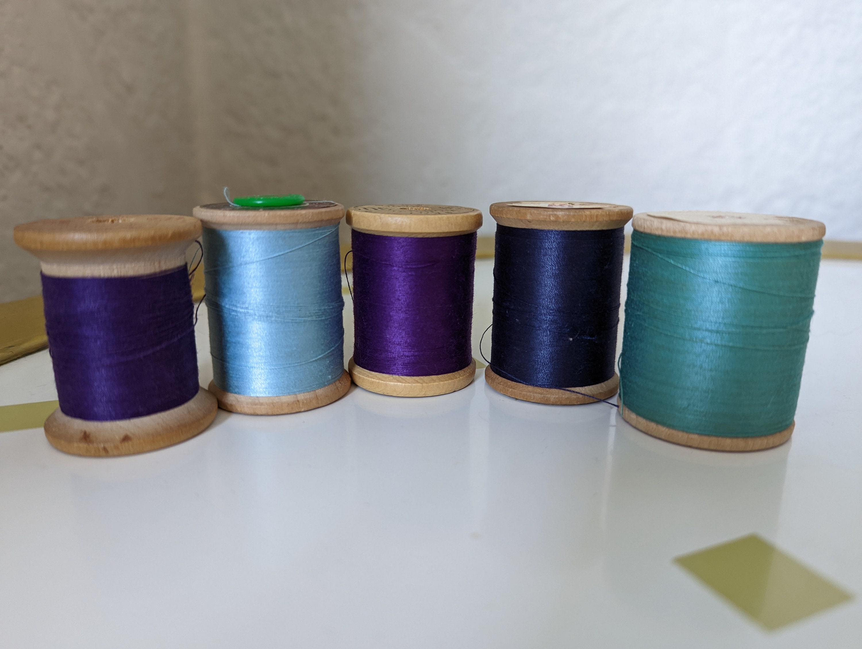 Lot of 6 Large Vintage Wood Wooden Sewing Spools With Thread, With ...