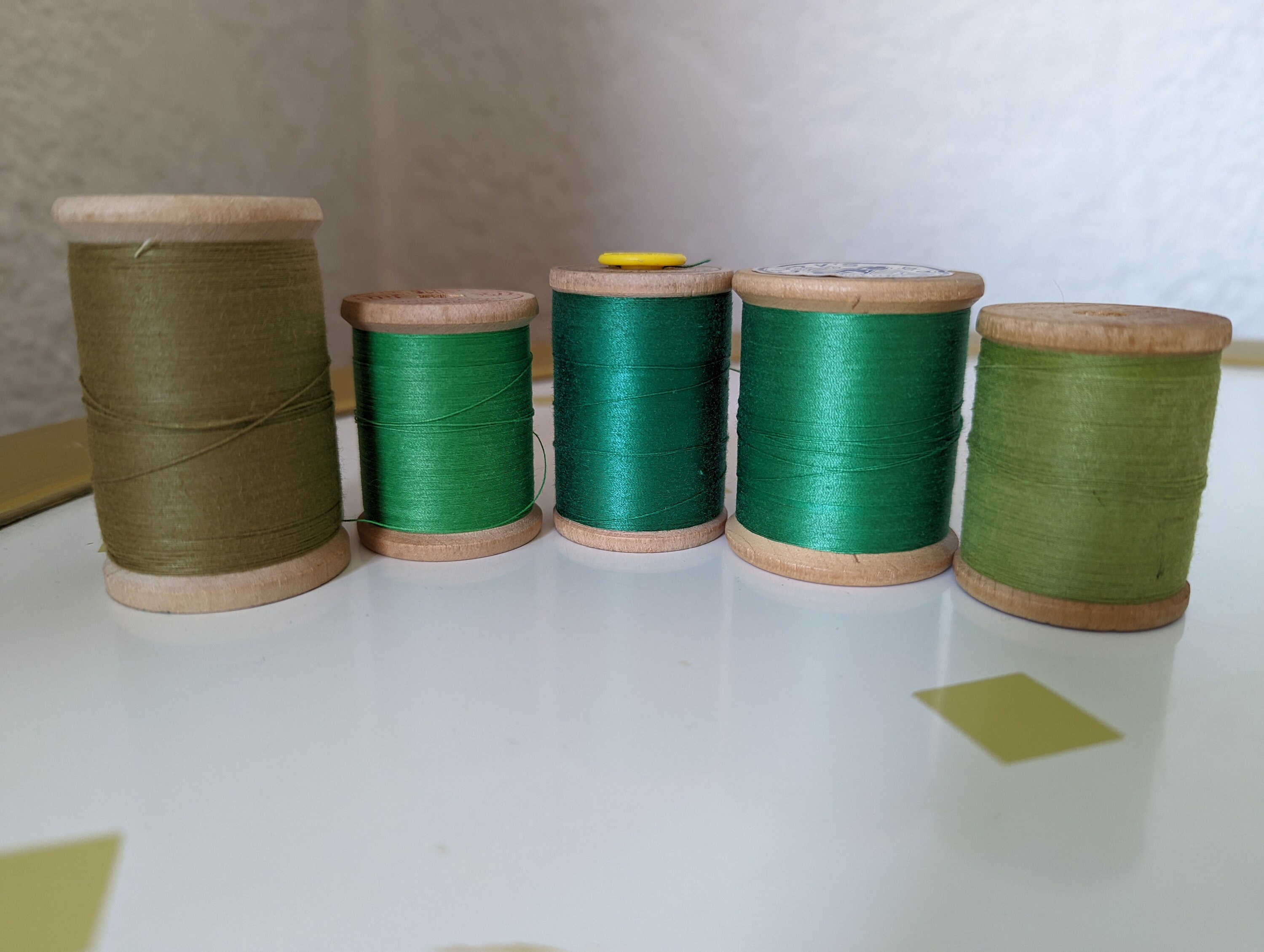 Lot of 6 Large Vintage Wood Wooden Sewing Spools With Thread, With ...