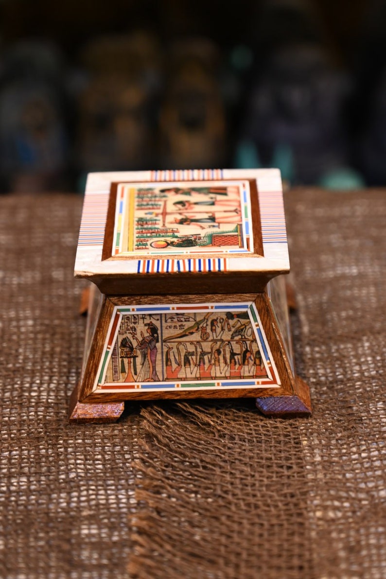 An Egyptian Box Inscribed With Pharaonic Inscriptions-antiques-replica ...