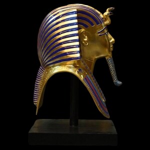 King Tutankhamun Mask Ancient Egyptian King of Egypt Sculpture King Tut ...