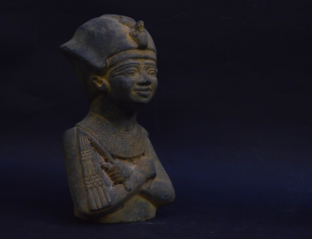 Tutankhamun Head-the King of Egypt-the Golden King-ancient Egyptian ...