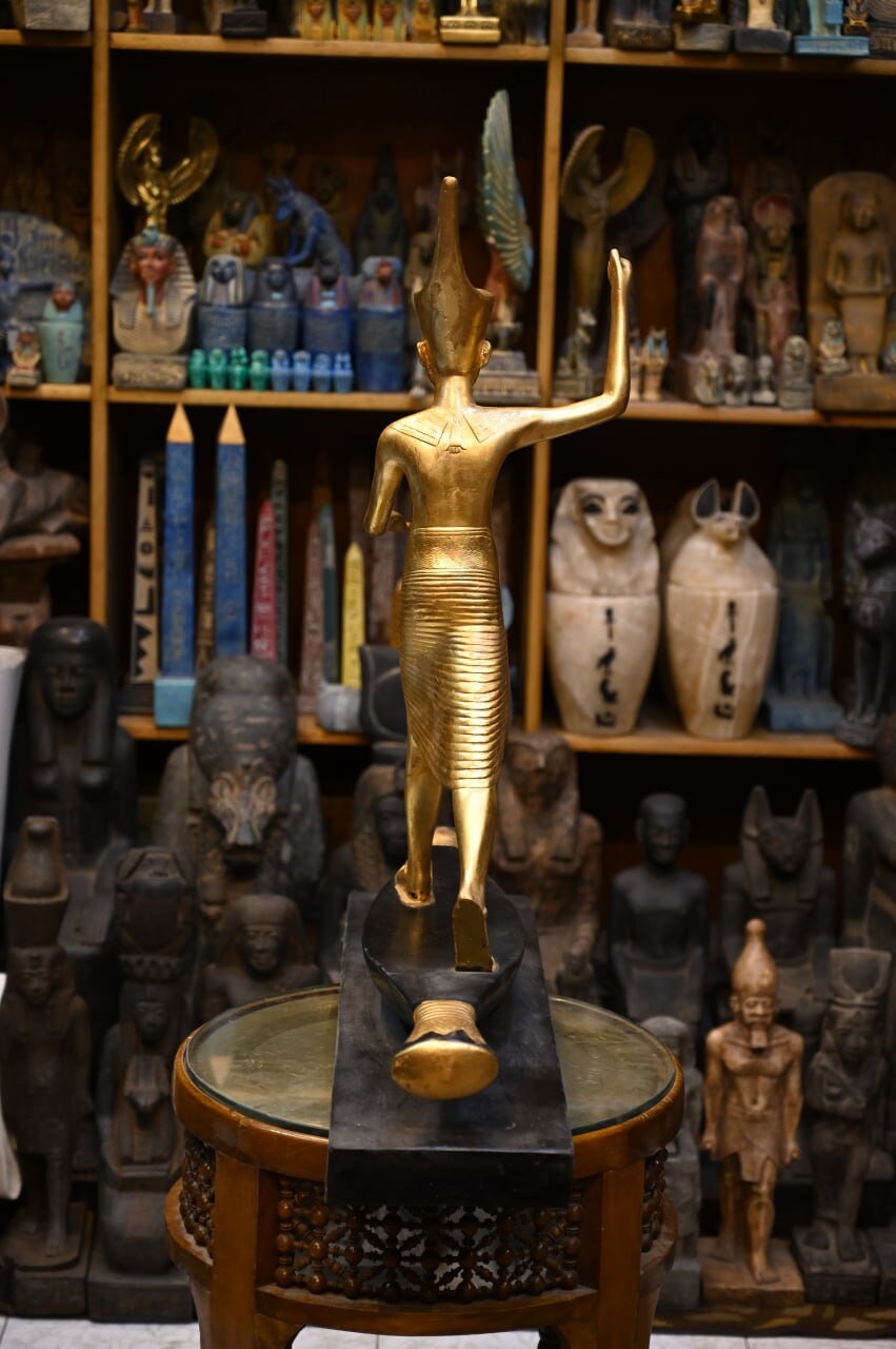 Tutankhamun - Tutankhamun Statue on a Reed Float - Egyptian Mythology ...