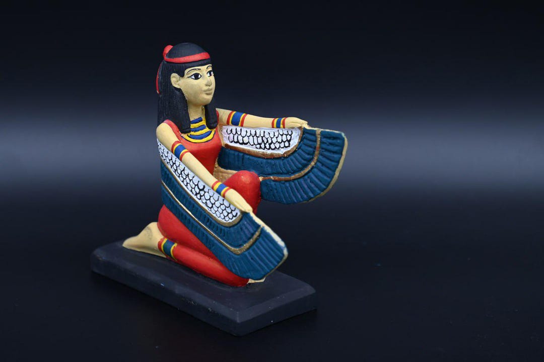 Isis Nice Statue for Goddess Isis Goddess of Love and Motherhood ...