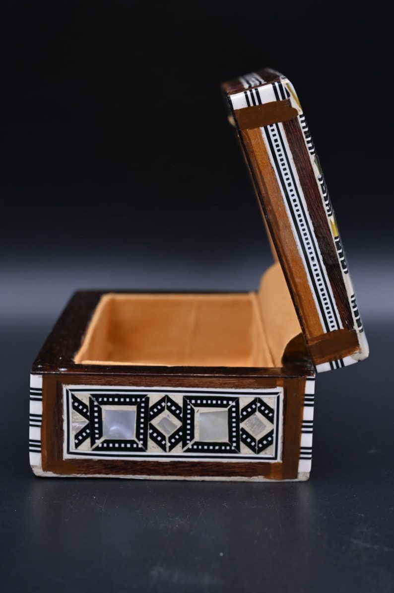 Jewelry Box-pharaonic Boxes -egyptian Art-handcraft-egyptian Antiques ...