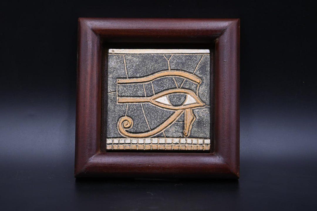 Eye of Horus Wall Sculpture: Egyptian Anubis Art - Etsy