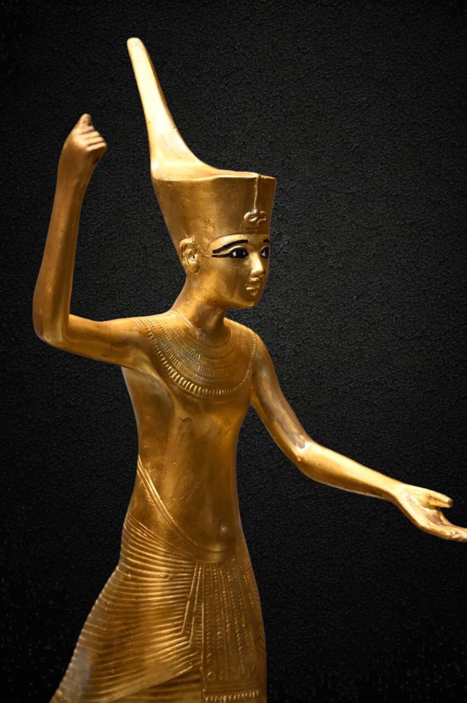 Tutankhamun - Tutankhamun Statue on a Reed Float - Egyptian Mythology ...
