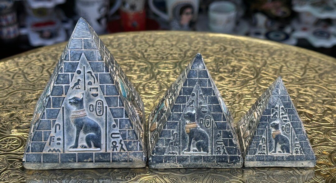 Amazing Set of Egyptian Pyramid-decorated With Temple of King Ramesses ...