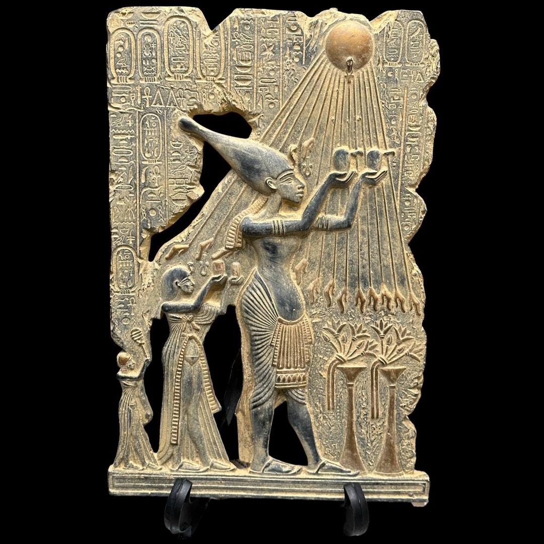 Akhenaten and His Family Painting-make Offering the Sun God - Etsy