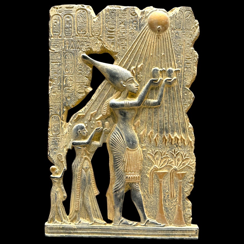 Akhenaten and His Family Painting-make Offering the Sun God Atun-tell ...