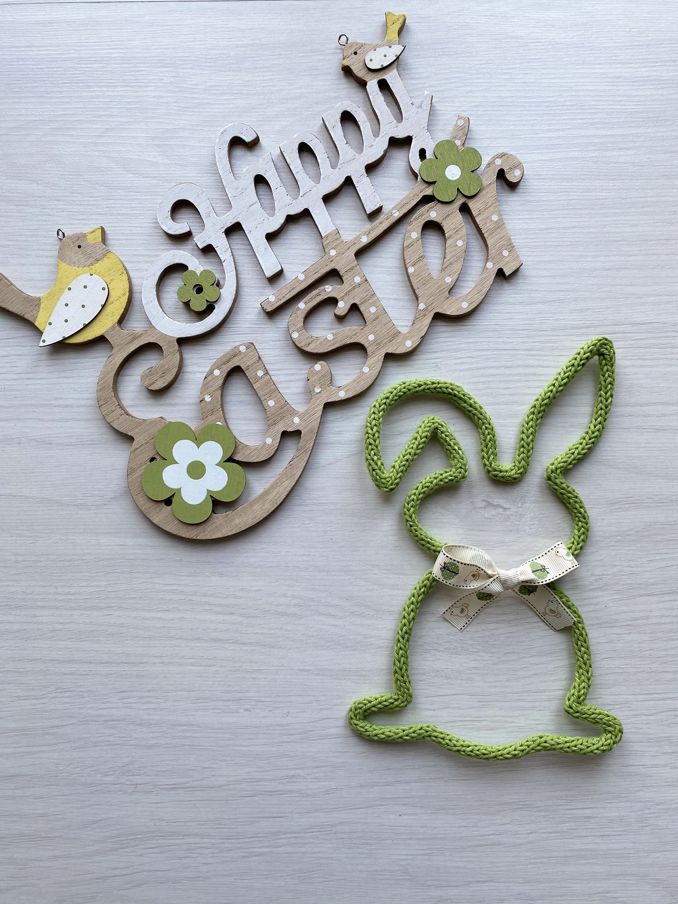 Easter Knitted Wire Bunny Rabbit Decorated Wall decor Gift - Etsy.de