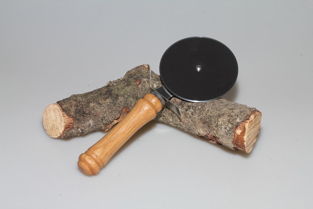Wooden Pizza Cutter - Beautiful Oak Pizza Cutter - Etsy UK