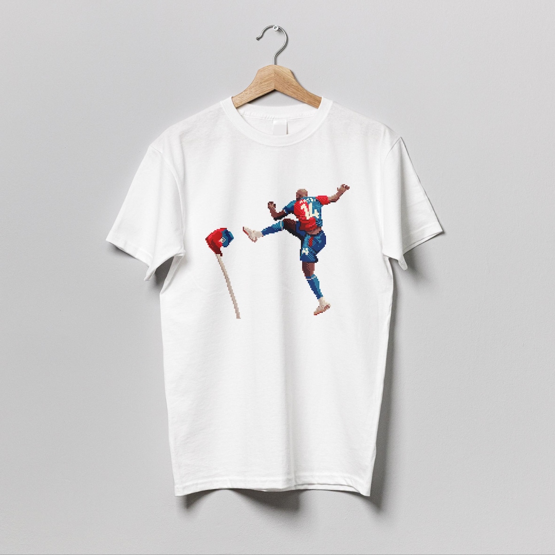 Mateta Pixel Art T-shirt - Etsy UK