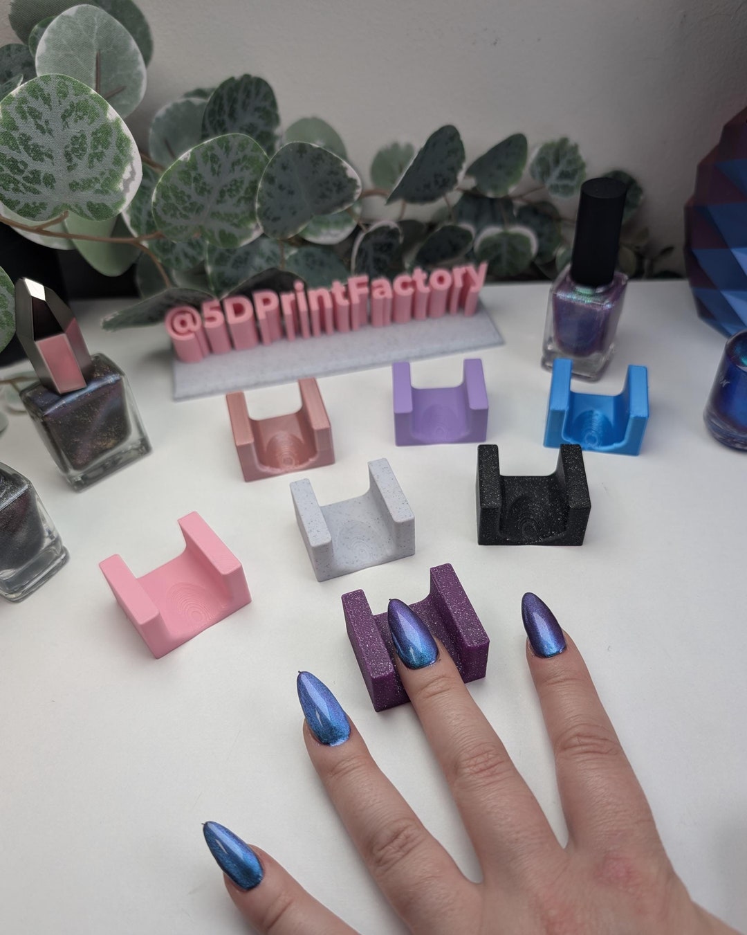 The Perfect Velvet Nail Magnetic Tool, DIY 3D Velvet Nail Art, Velvet ...