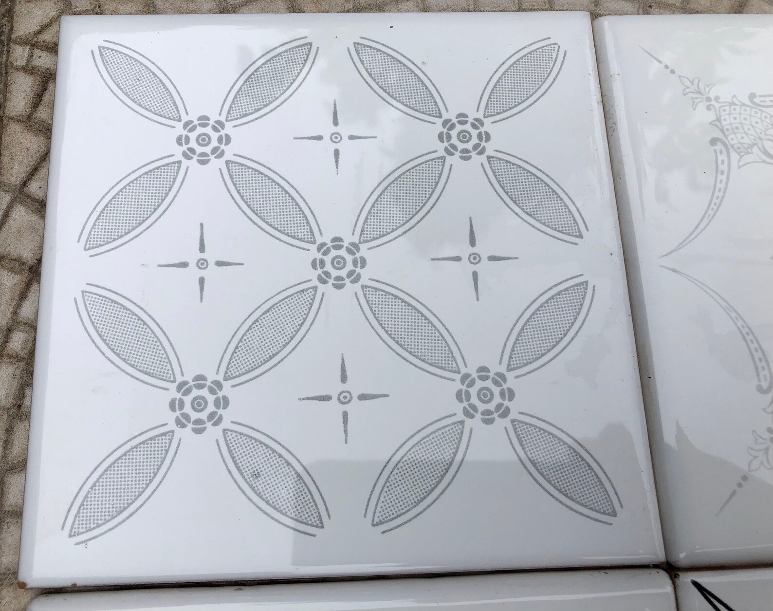 60s 70s Vintage Atomic Tiles, UNUSED. 9 Pc Set Mint,pink, Gray + White ...