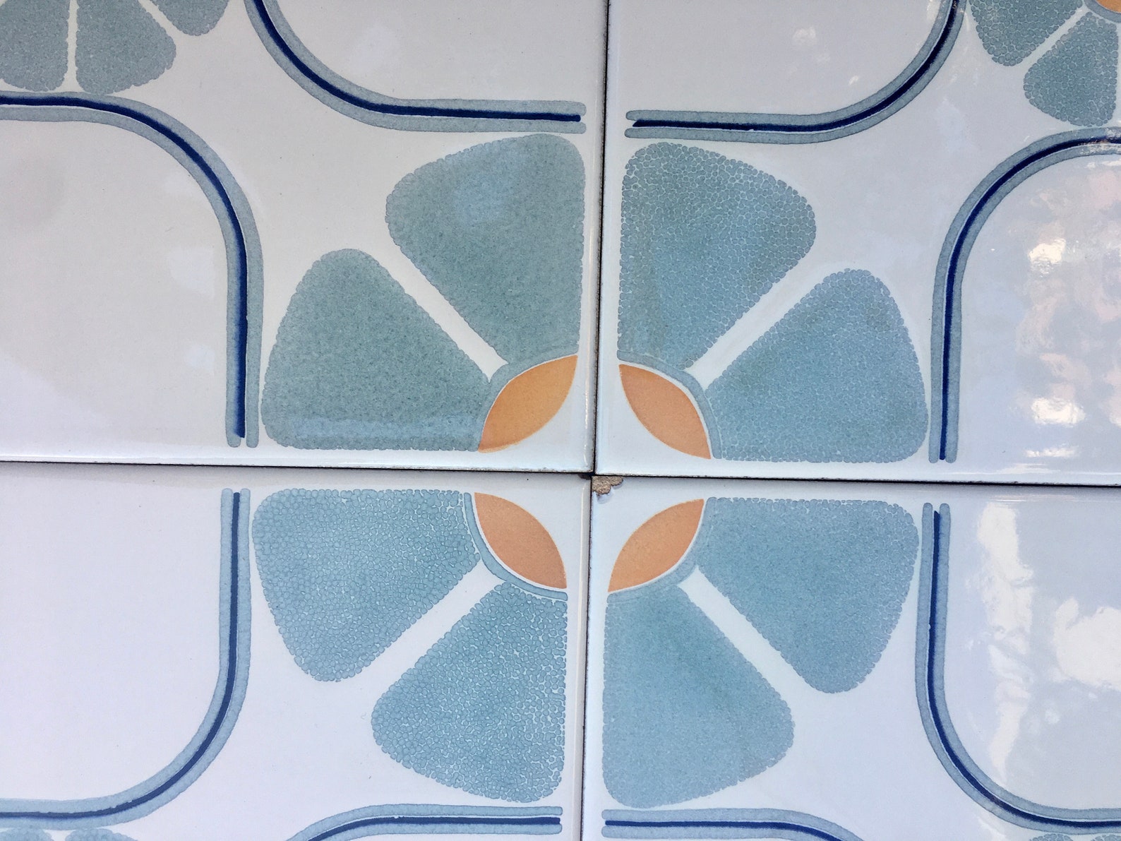 70s Spanish Vintage Tile Mural. Mid Century Groovy Flower Tiles, Pop ...