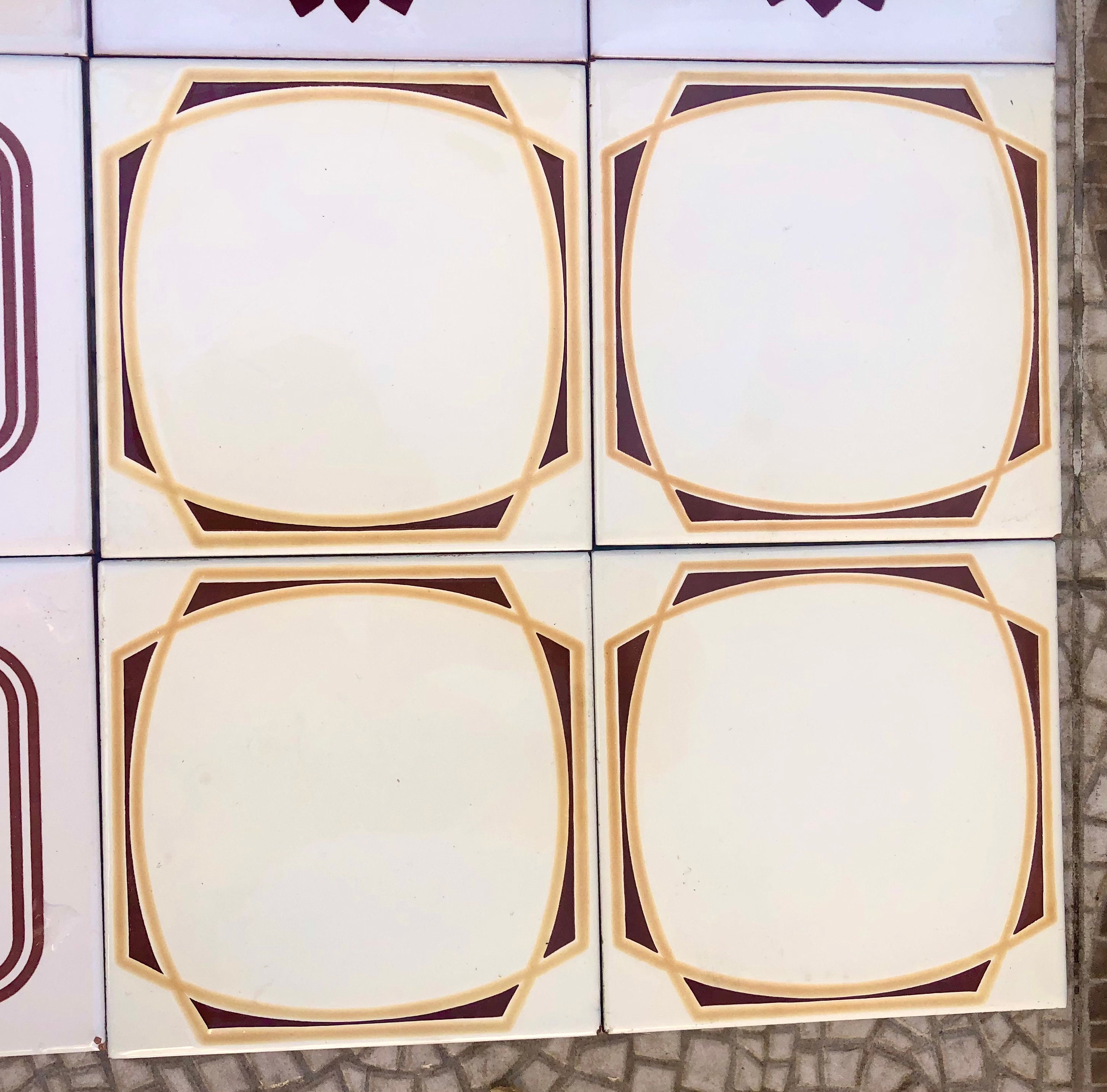 24 Spanish Vintage Tiles From the 60s - 70s. Brown + Yellow, Pop Art ...