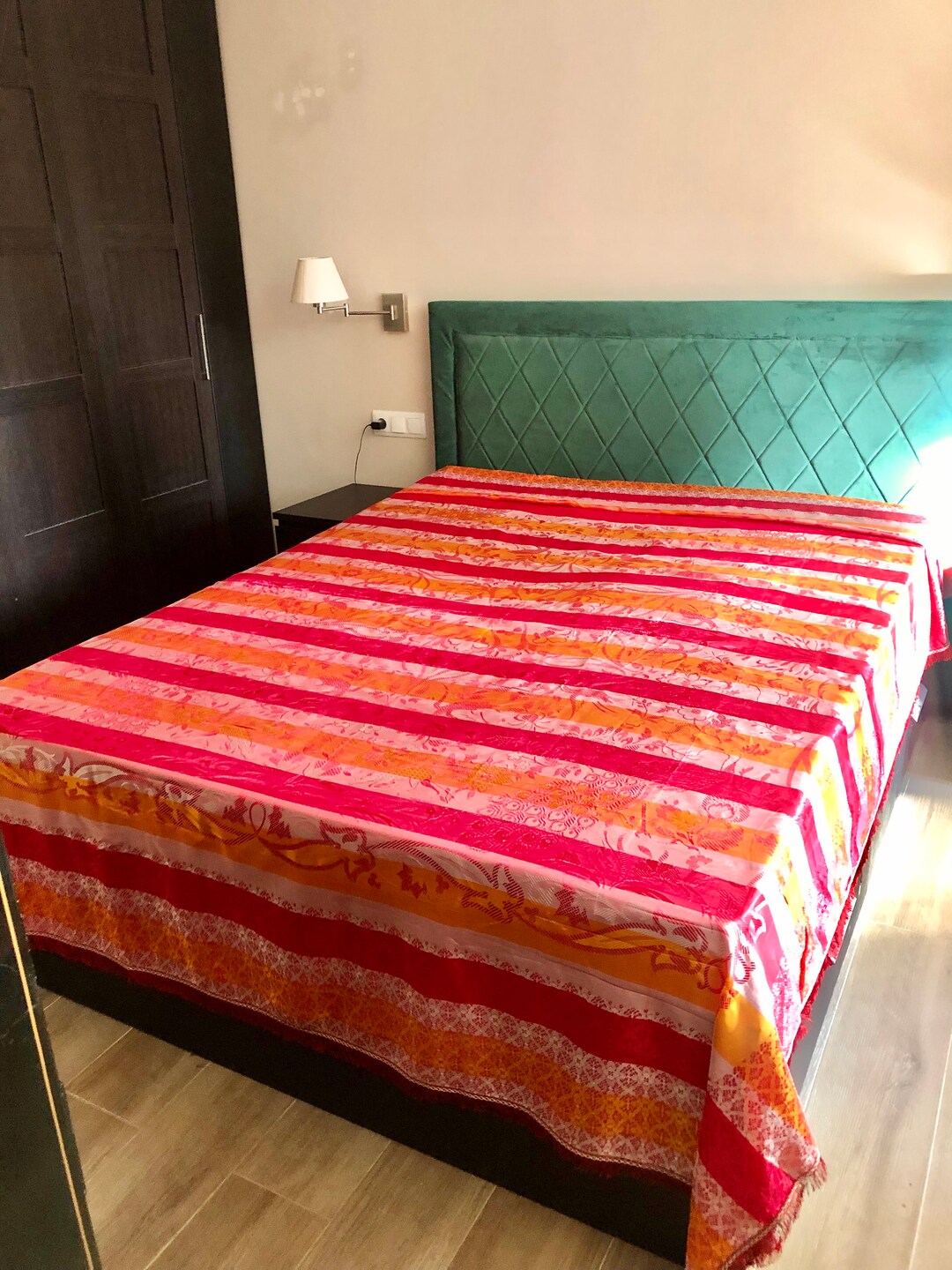 1920s Silk Damask PINK Bedspread With Fringes. Vintage Brocade Bedcover ...