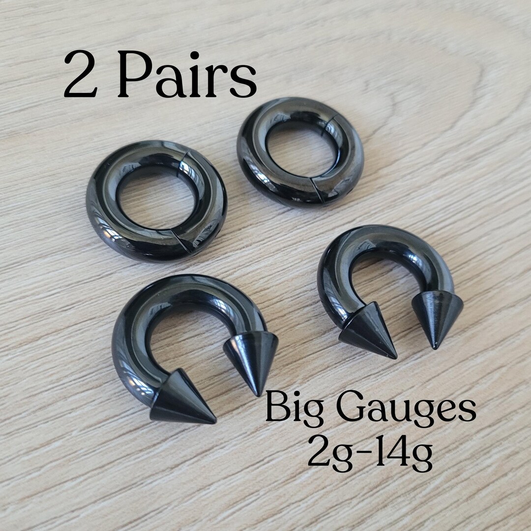 2 PAIR Black Gauges Spike Horseshoe Clicker Ring Plugs 2g 4g 6g 8g 10g ...