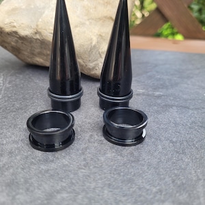 Pair Black Tapers and Black Steel Screw on off Tunnels Ear Stretching ...