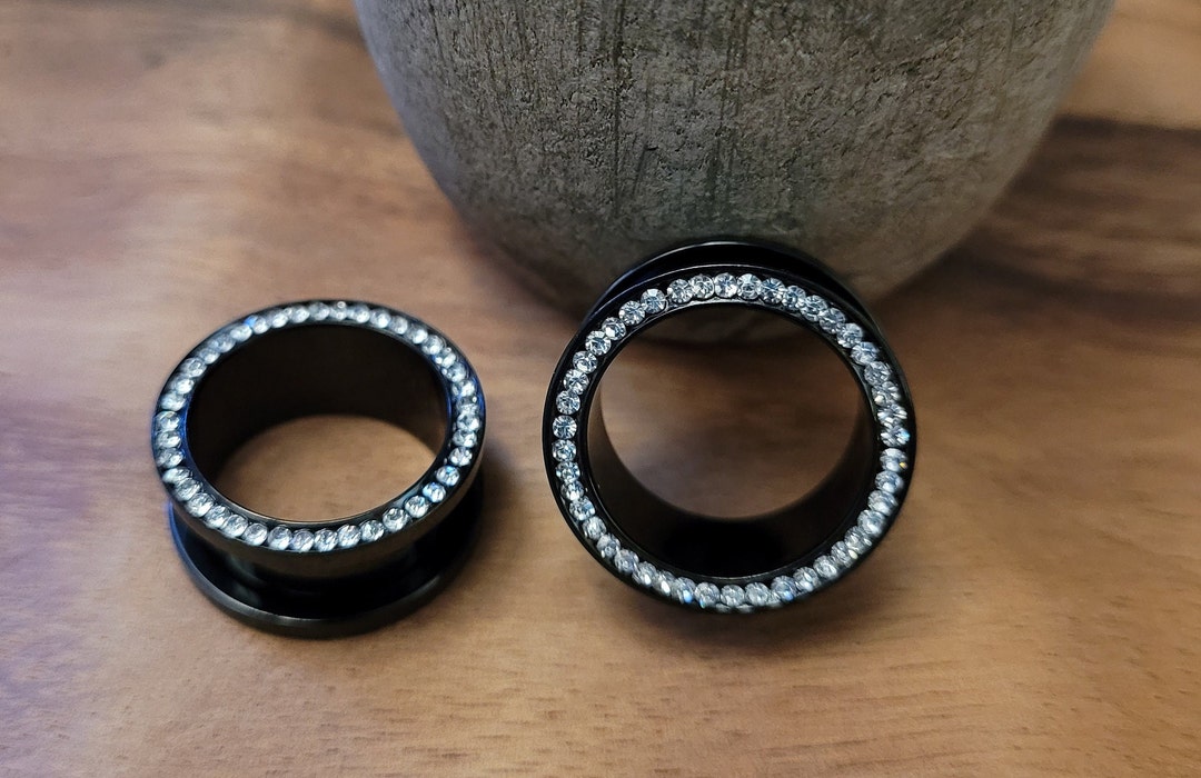 Pair Black Steel Diamond Gem Screw Fit Surgical Steel Tunnels Ear Plugs ...