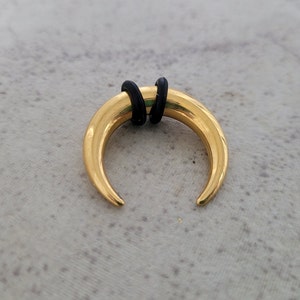 SINGLE Gold Black Rainbow Steel Septum Pincher Ring Stretching Ear Plug ...