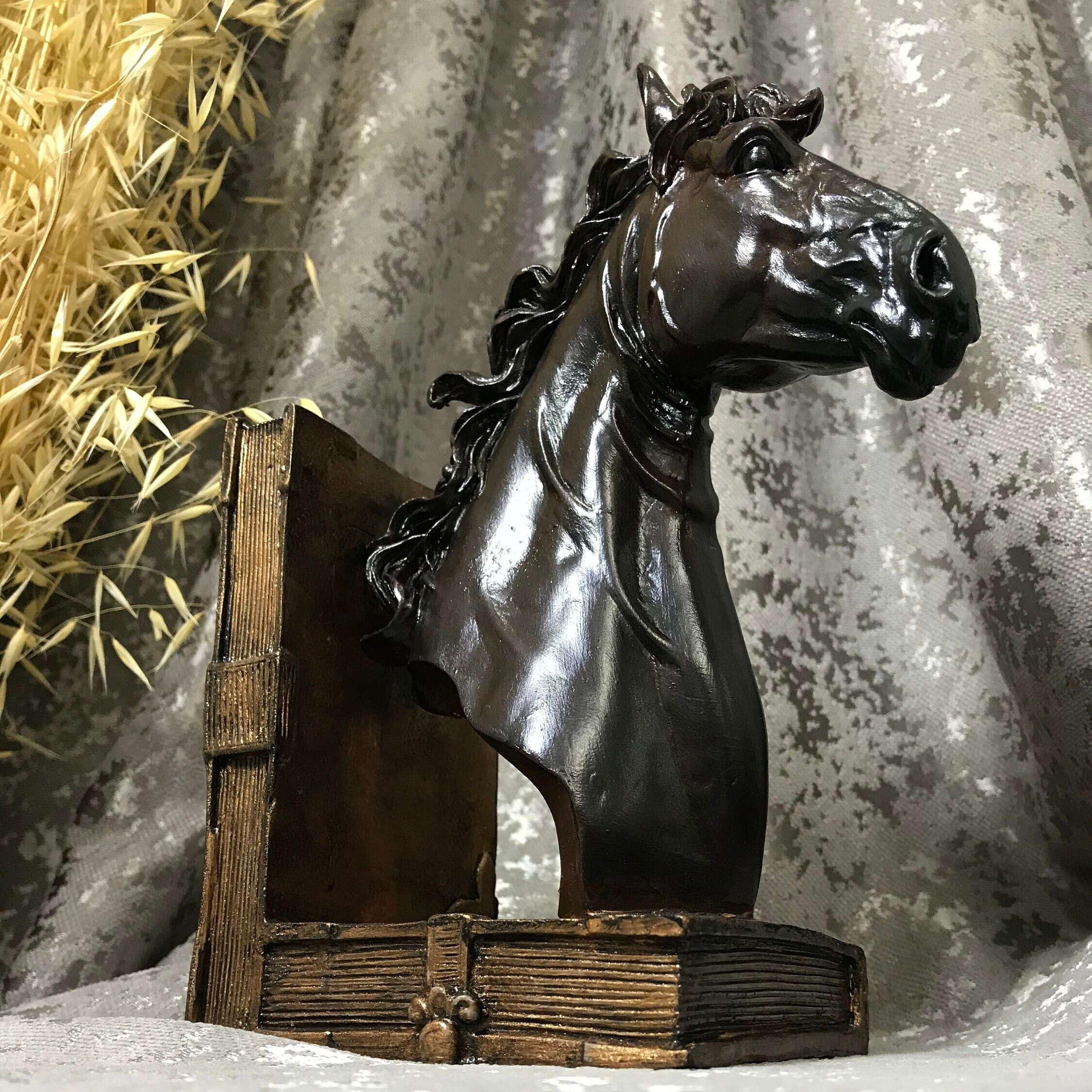 Horse Statue Bookends Horse Head Bust Table, Office, Bookshelf, Library ...