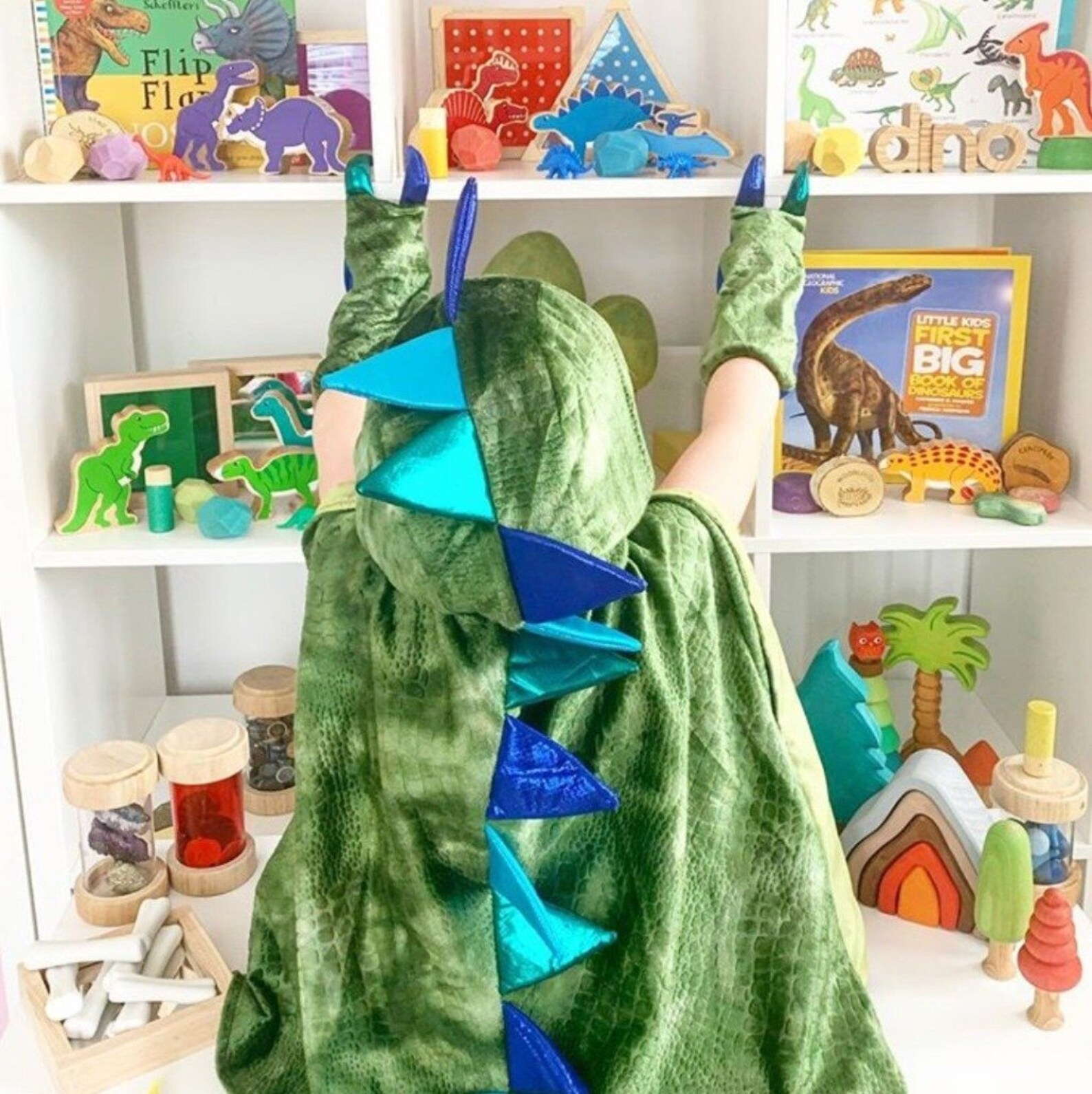 GREEN DRAGON CAPE for Kids Toddlers Dinosaur Cape for - Etsy