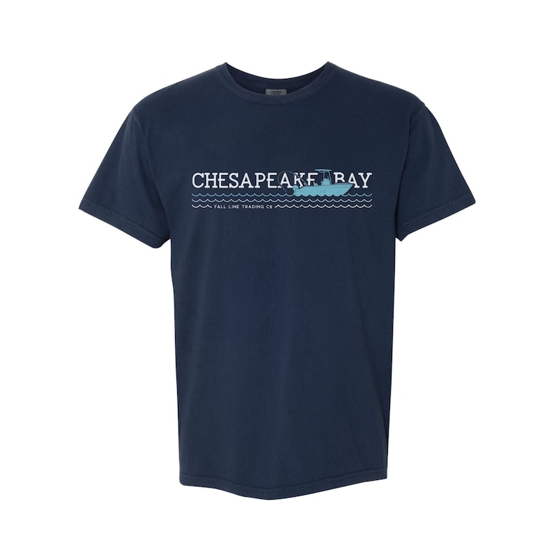 Chesapeake Bay T-shirt: Boatin' on the Bay Pocket Tee | Etsy