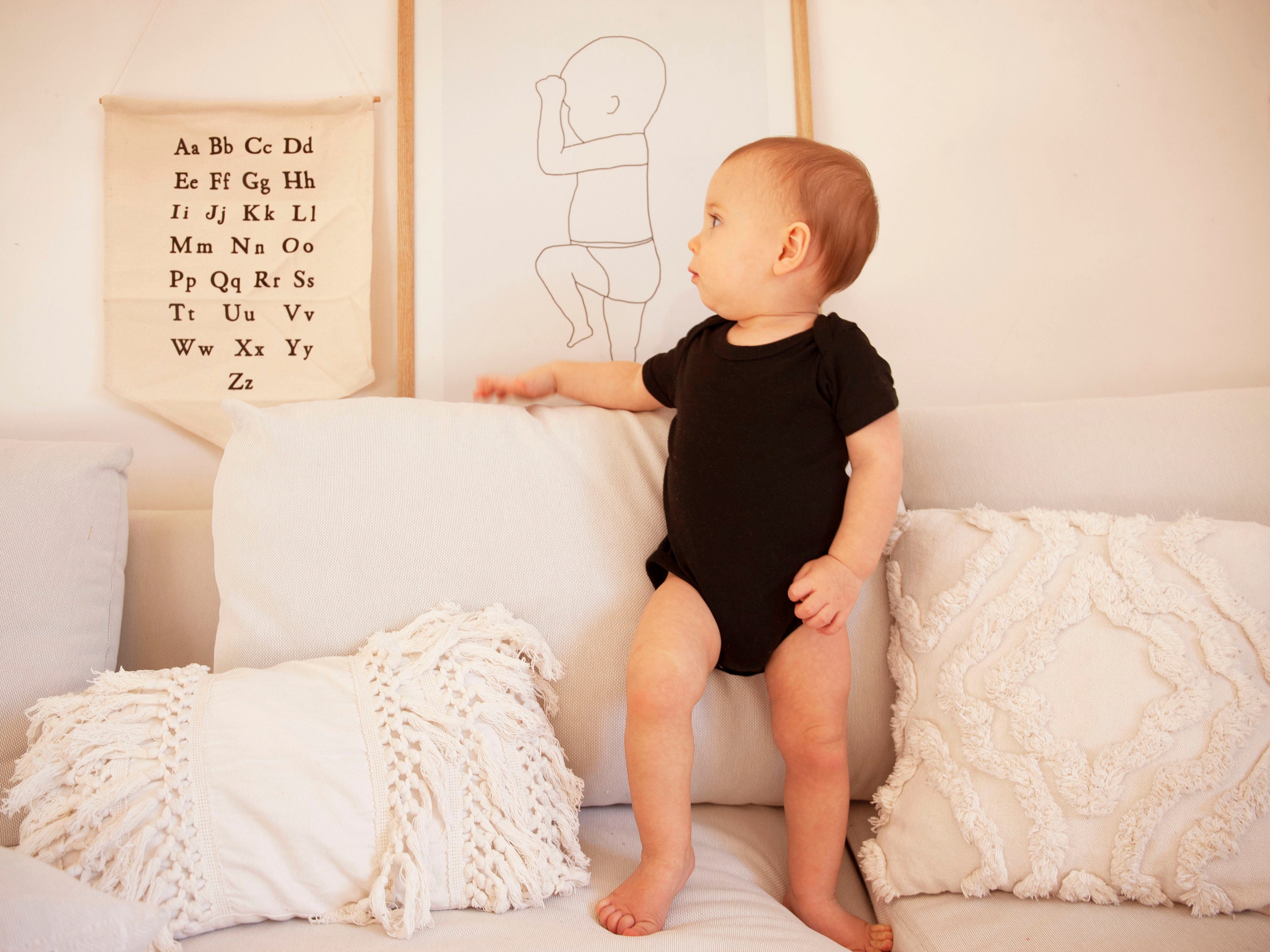 Personalised Baby Poster, Illustration of a Newborn in Scale 1:1, Birth ...