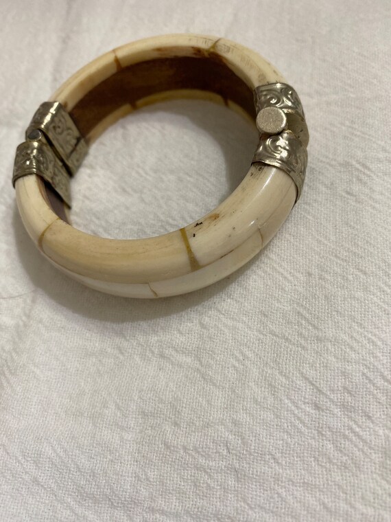 vintage pull pin bone - Gem