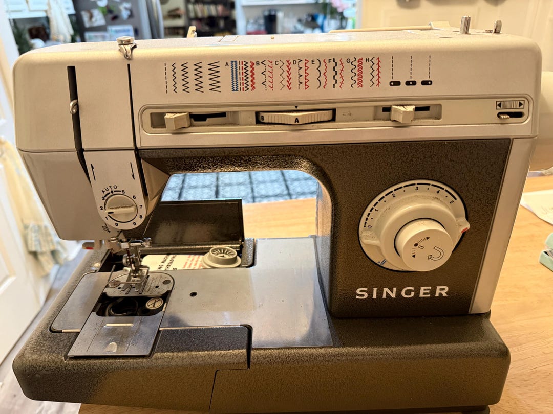 Singer CG590 18-stitch Commercial Grade Sewing Machine - Etsy