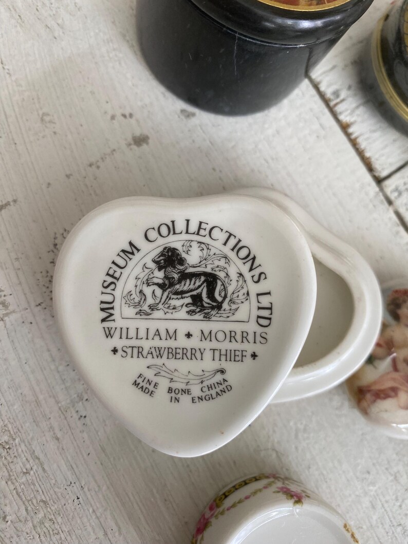 7 Vintage Porcelain Trinket Boxes - Etsy