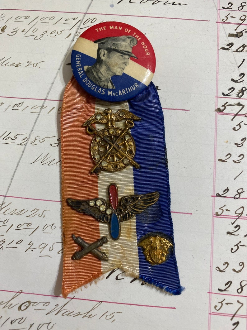A RARE Vintage WW II Era General Gen. Douglas Macarthur Pin With Metals ...